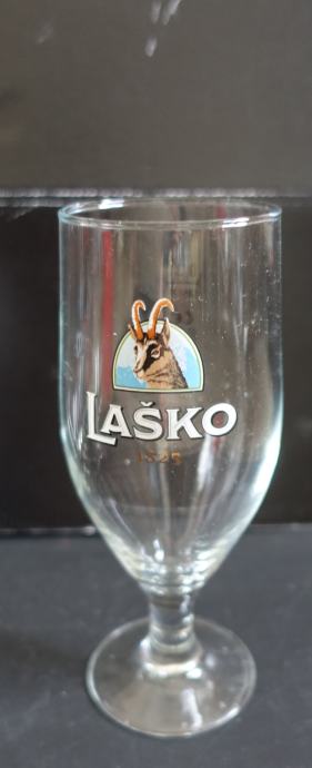 Komplet 7 kozarcev Laško
