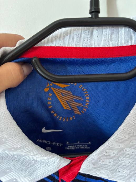 Dres Olise 11 Francija