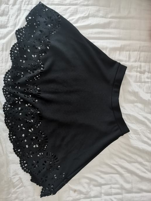 Črno mini krilo, S-M