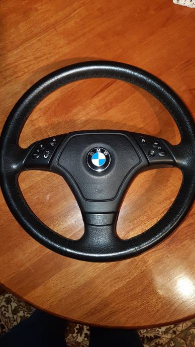 BMW volan z Airbagom in multifunkcijo, ODLIČNO OHRANJEN