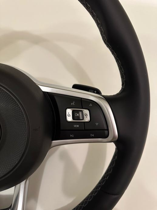 Volkswagen R-Line Volan Golf 7 7.5 Passat 8 Arteon Tiguan