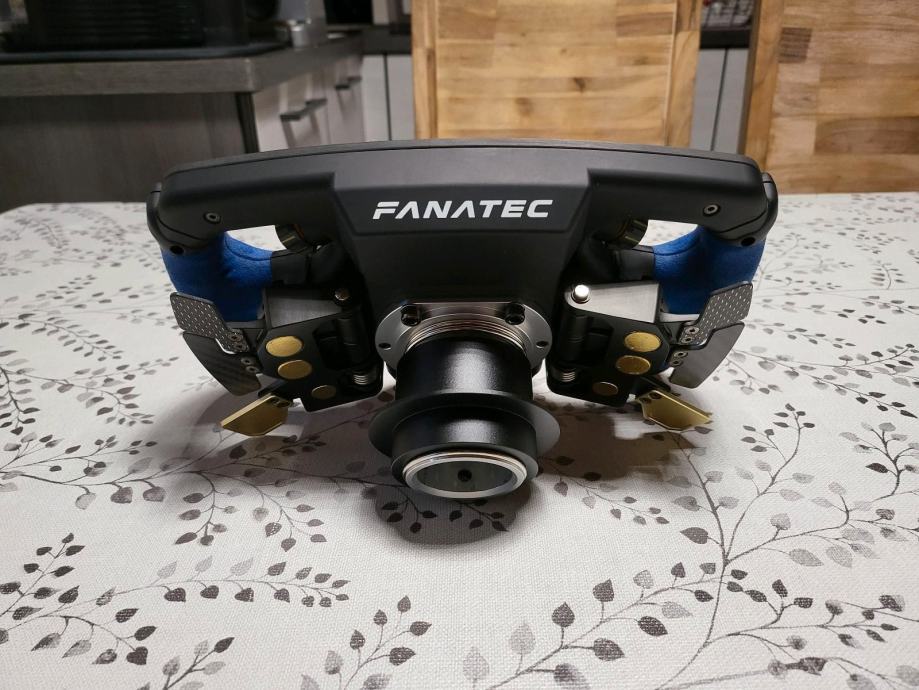 Fanatec Podium F1 Racing Wheel + Fanatec ClubSport CSP V3 pedali