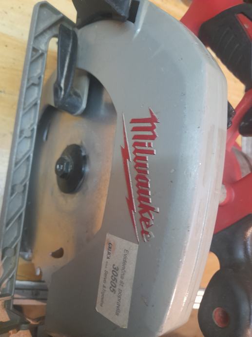 Krožna žaga MALWAUKEE 1400W