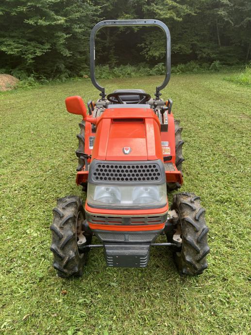 Kubota mini traktor