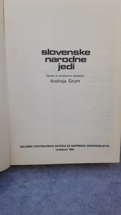 Prodam knjigo Slovenske narodne jedi