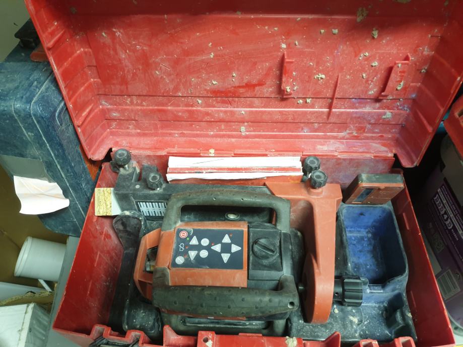 HILTI PR 25 -KRIŽNI LASER V KOVČKU