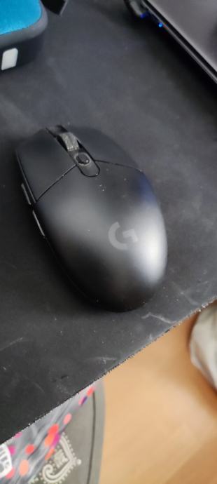 Logitech G305