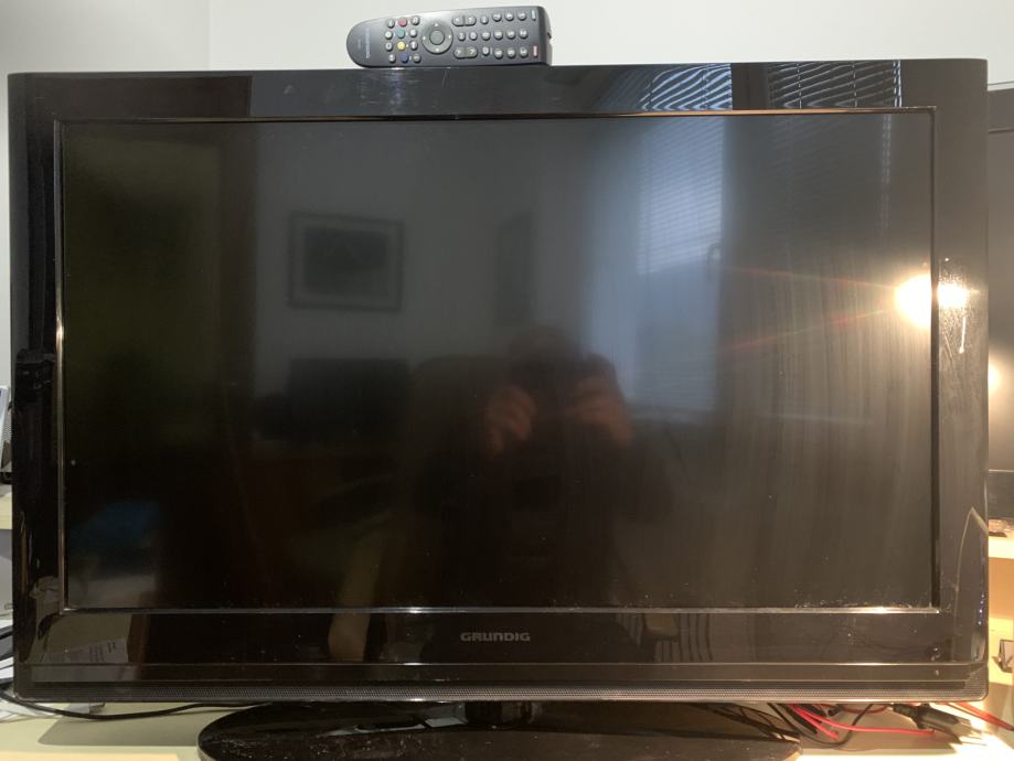 Lcd TV Grundig 32 GLX 3102 C, 81,3 cm (32)