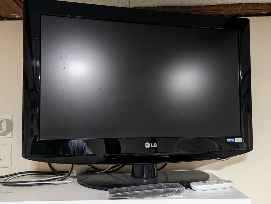LG 26LH2000 LCD TV sprejemnik ugodno prodam