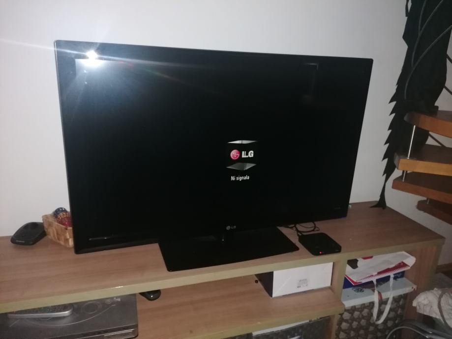 LG 42LD750 42 LCD TV sprejemnik