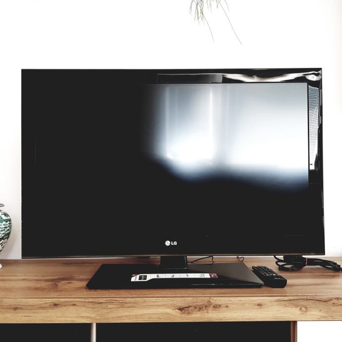 LG LCD 37LK450 37 TV sprejemnik