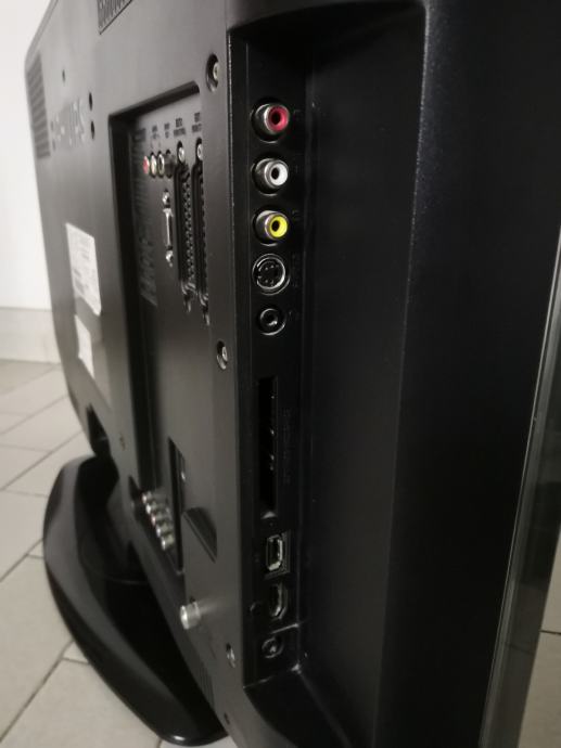 Philips 32 LCD TV sprejemnik 32PFL7404H