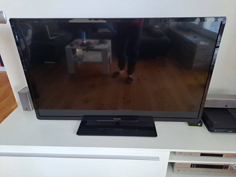 Philips LCD TV 47 inch s 3D tehnologijo