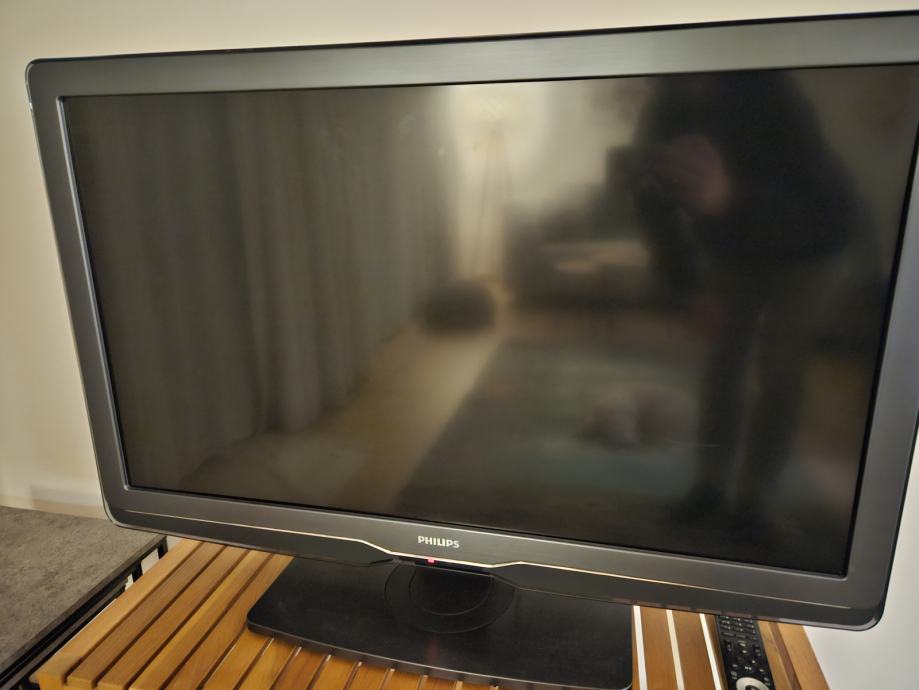 Philips LCD TV 37PFL9604H/12