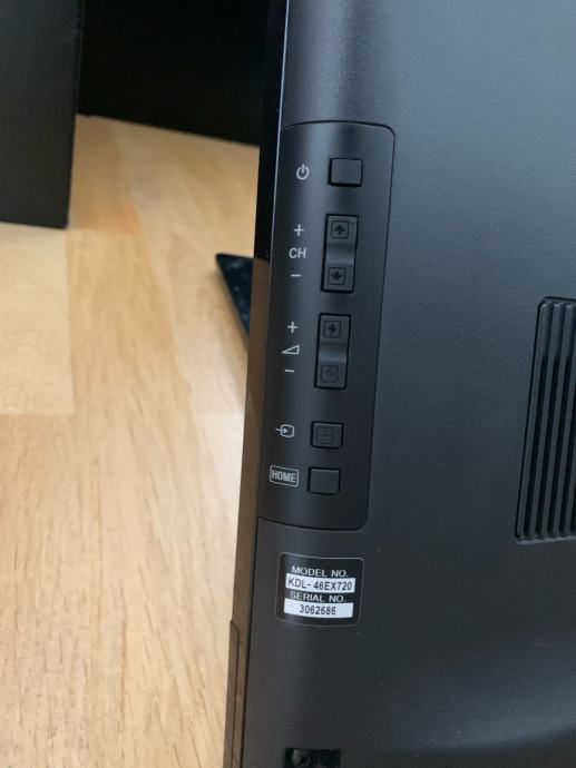 Prodam LCD TV SONY KDL46-EX720 S 3D OČALI (2X), PODSTAVKOM IN PILOTOM