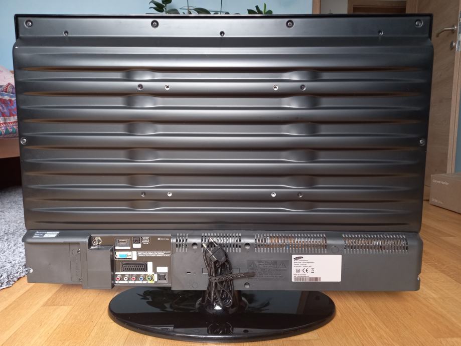 Samsung LCD TV LE32C350