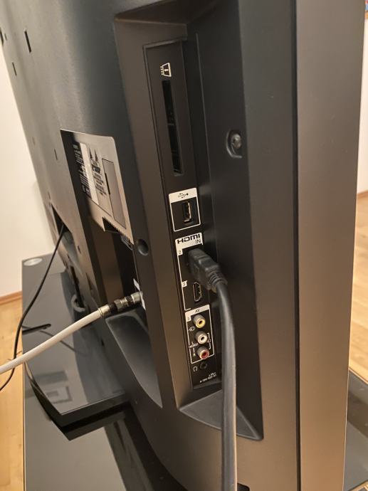 Sony Bravia 40HX700