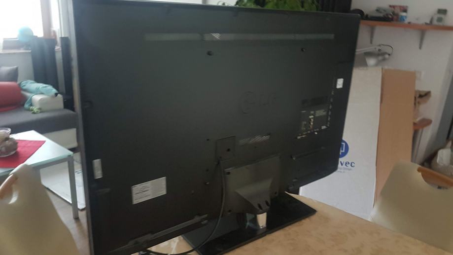 LG 47LW5500 3D 47 LCD LED TV sprejemnik