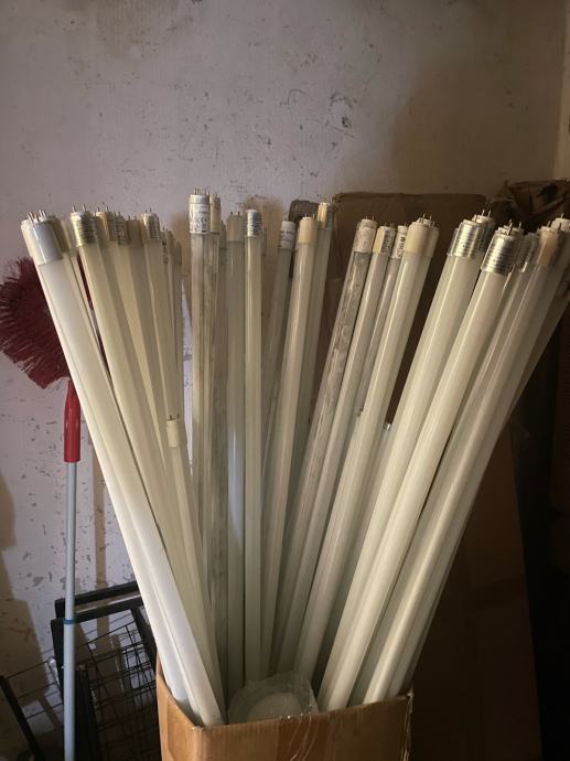 Led žarnice/cevi 150cm cca. 100kom