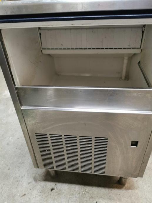 LEDOMAT NTF SL 70 W - INOX - KAPACITETA 40 kg/24h