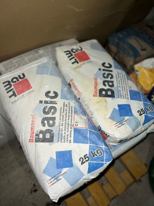 LEPILO ZA PLOŠČICE BAUMIT BAUMACOL BASIC 25KG C1