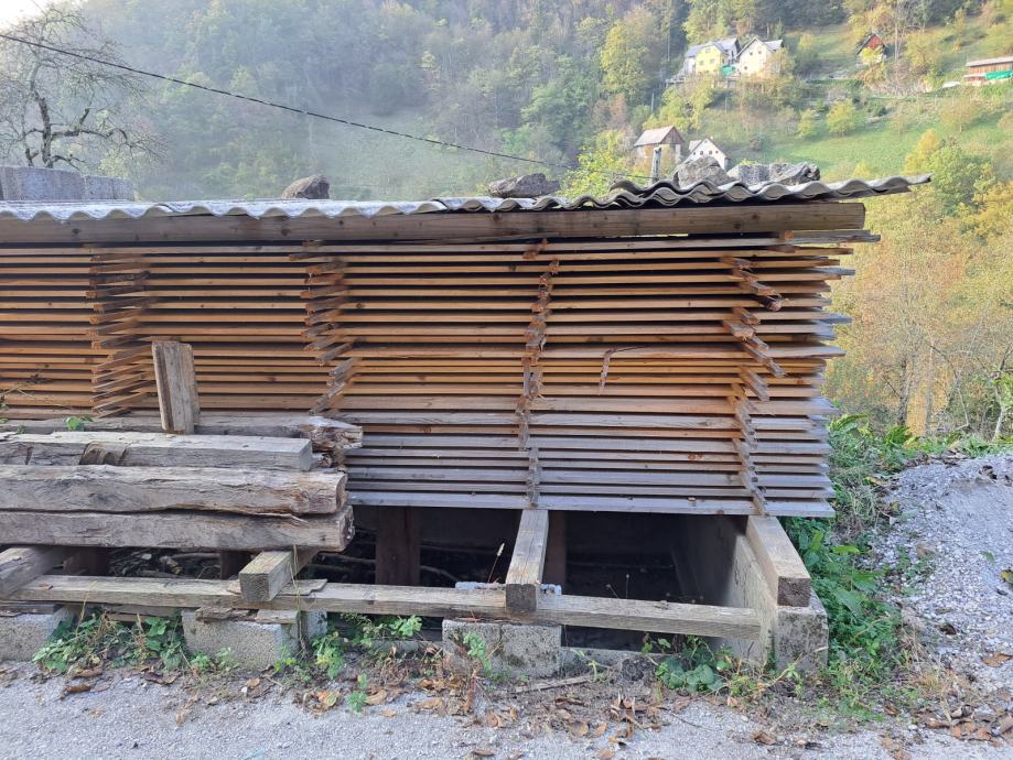 Rezan les-smrekove deske