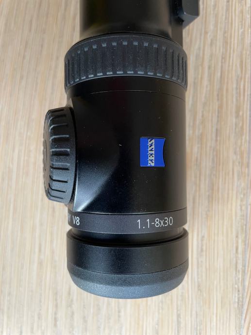 Zeiss Victory V8 1,1-8x30