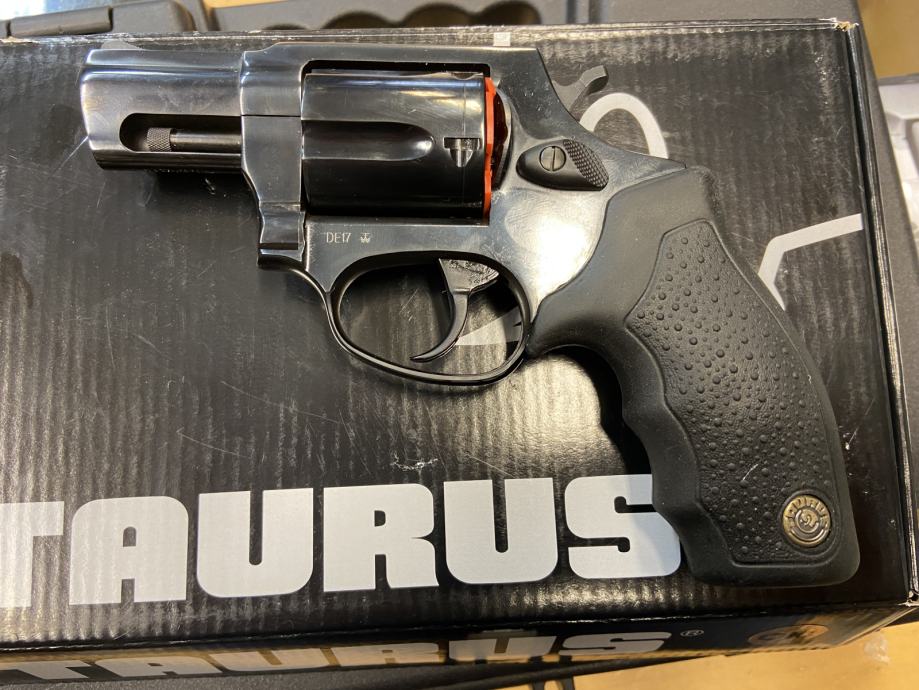 Revolver NOV Taurus 605 kal. 357 Mag