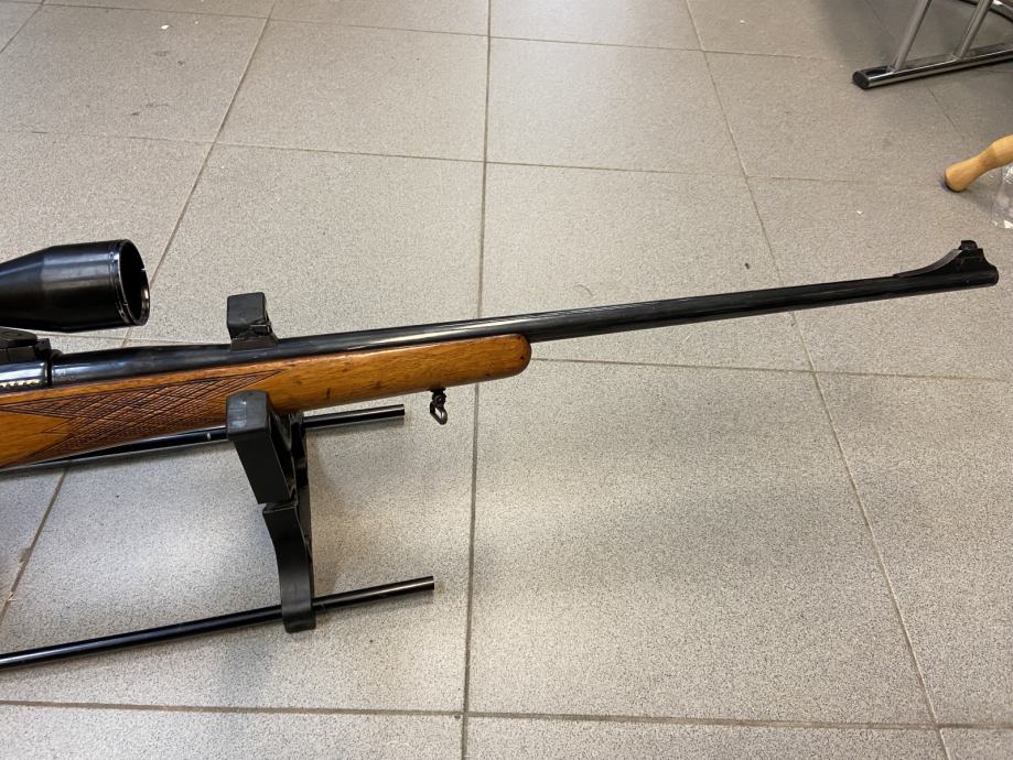REPETIRNA PUŠKA Z RISANO CEVJO CR.ZASTAVA M70 243 WIN+ KAHLES 6X42