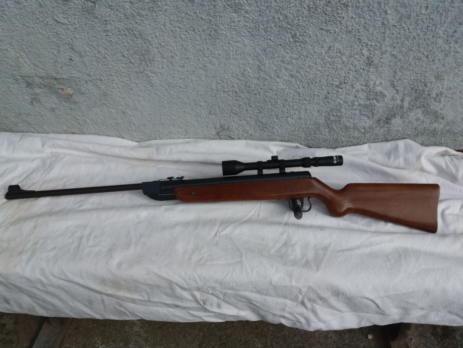 Zračna puška Anschutz model 330 cal 4,5