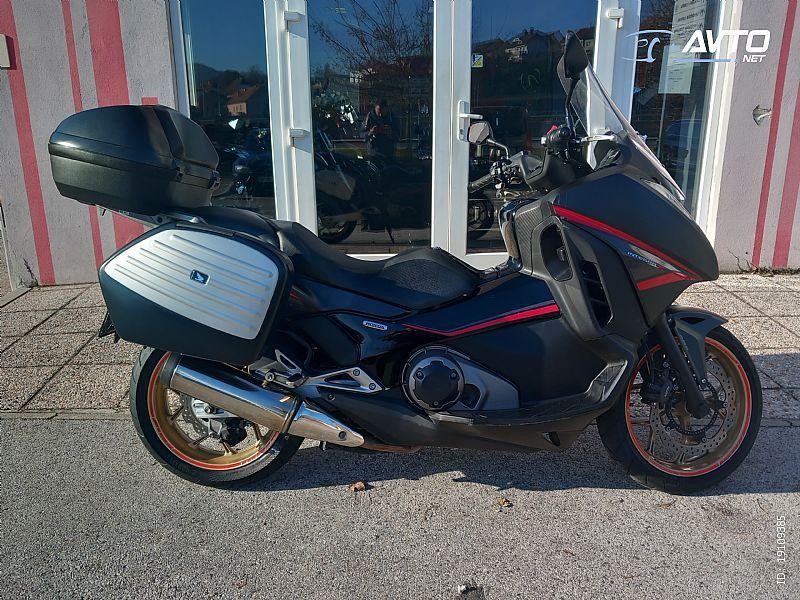 Honda INTEGRA S 750 DCT, 2014 l.