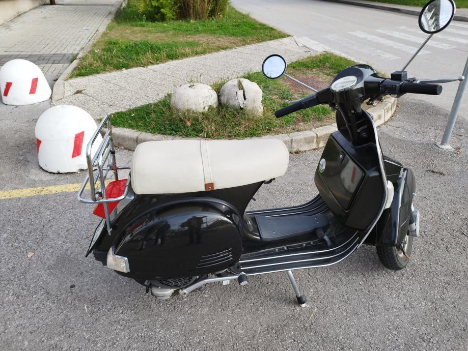 LML Piaggio Vespa Starr Deluxe 150 cm3, 2012 l.