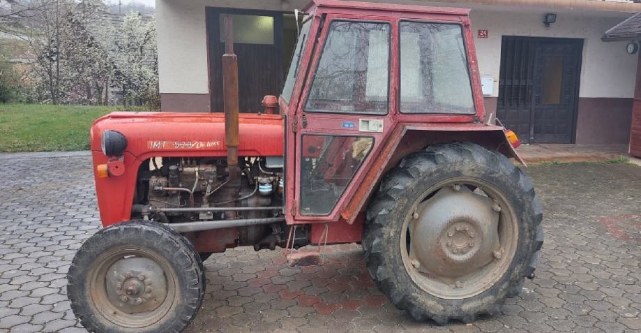 Traktor fergusan imt539