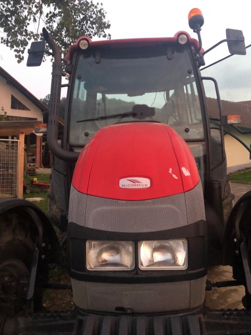 Traktor McCormick c100 max