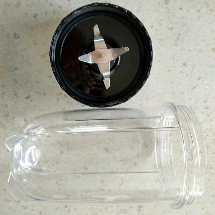 Nutribullet Magic Bullet 250W - nož in mešalna posoda
