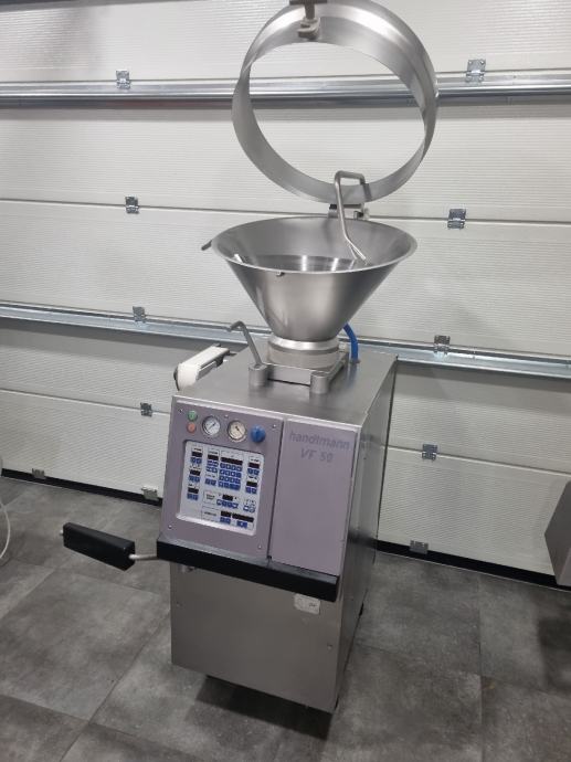 Vakumska polnilka Handtmann VF50