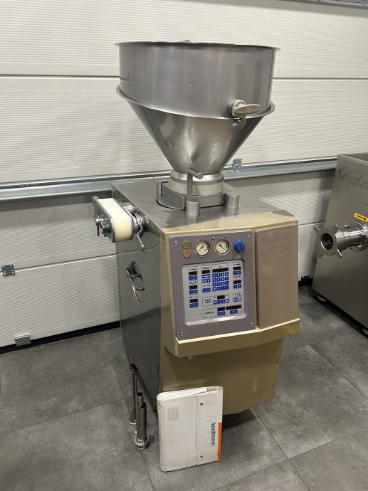 Vakumska polnilka Handtmann VF50