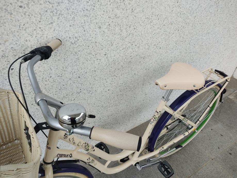 Cygnus 28, ALU, 3 prestave, kot NOVO