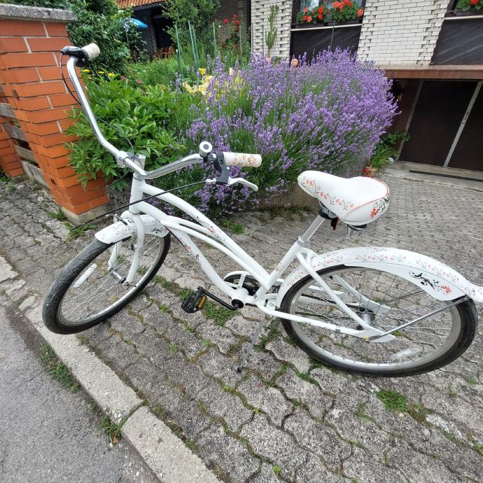 Žensko mestno kolo - cruiser