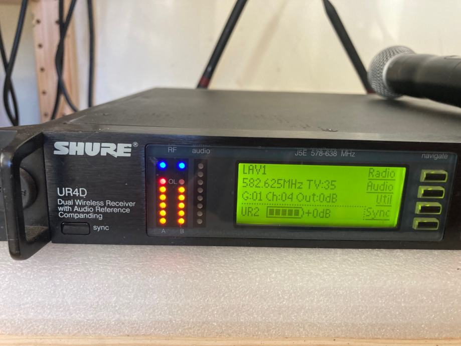 Shure ur4d in 2 sm58 J5E dvojni set