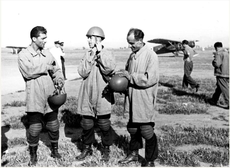 Infantrymen of the Air - Royal Italian Airborne Forces in WW2