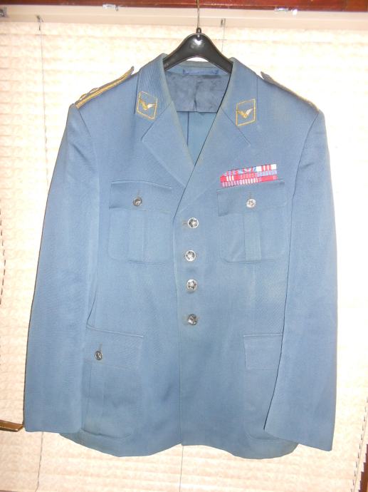 JNA pilotska uniforma hlače in bluza