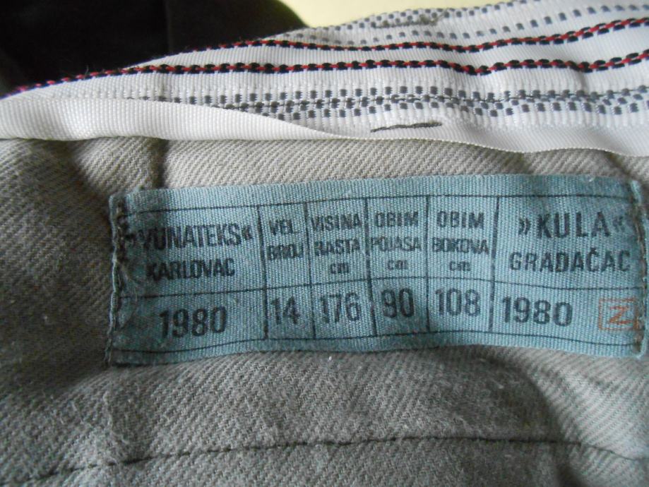 JNA uniforma M77 odlično ohranjena