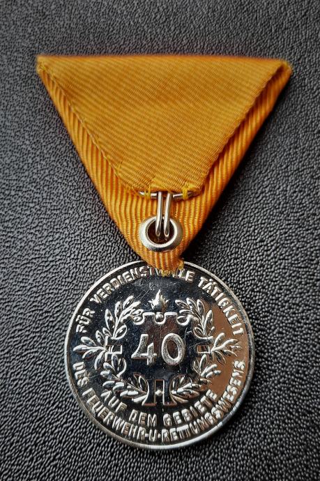 Različne medalje