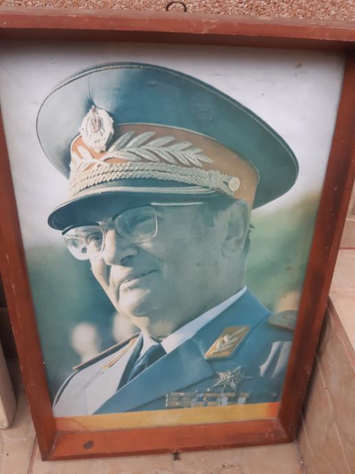 Slike TITO