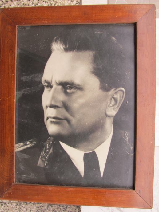 TITO - Različne slike