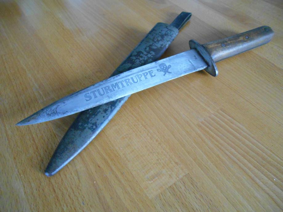 Tražim Grabendolch Sturmmesser M1917 Rovovski nož Udarne grupe M17