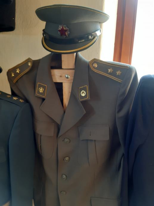 UNIFORMA JNA RAZLICNE