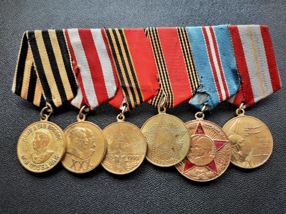 ZSSR-Komplet medalj - vojaške nagrade za veterane iz 2.svetovne vojne