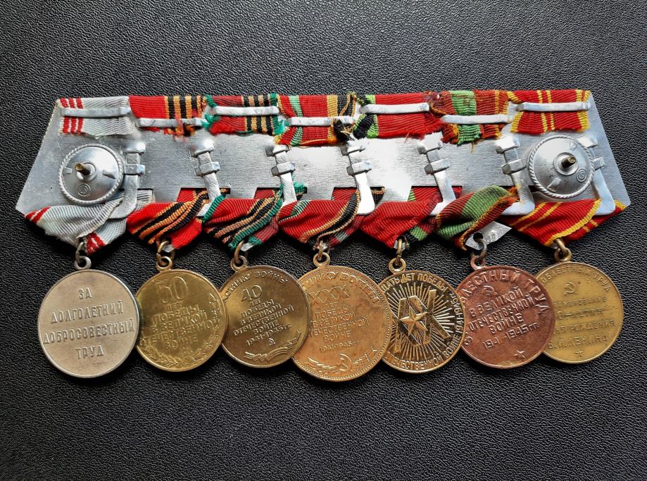 ZSSR-Komplet medalj - vojaške nagrade za veterane iz 2.svetovne vojne